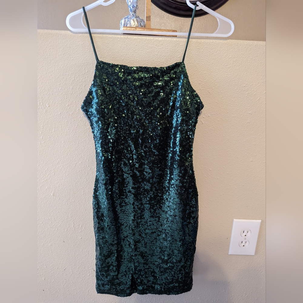 Mind Code Emerald Green Sequin Dress Size Medium - Gem